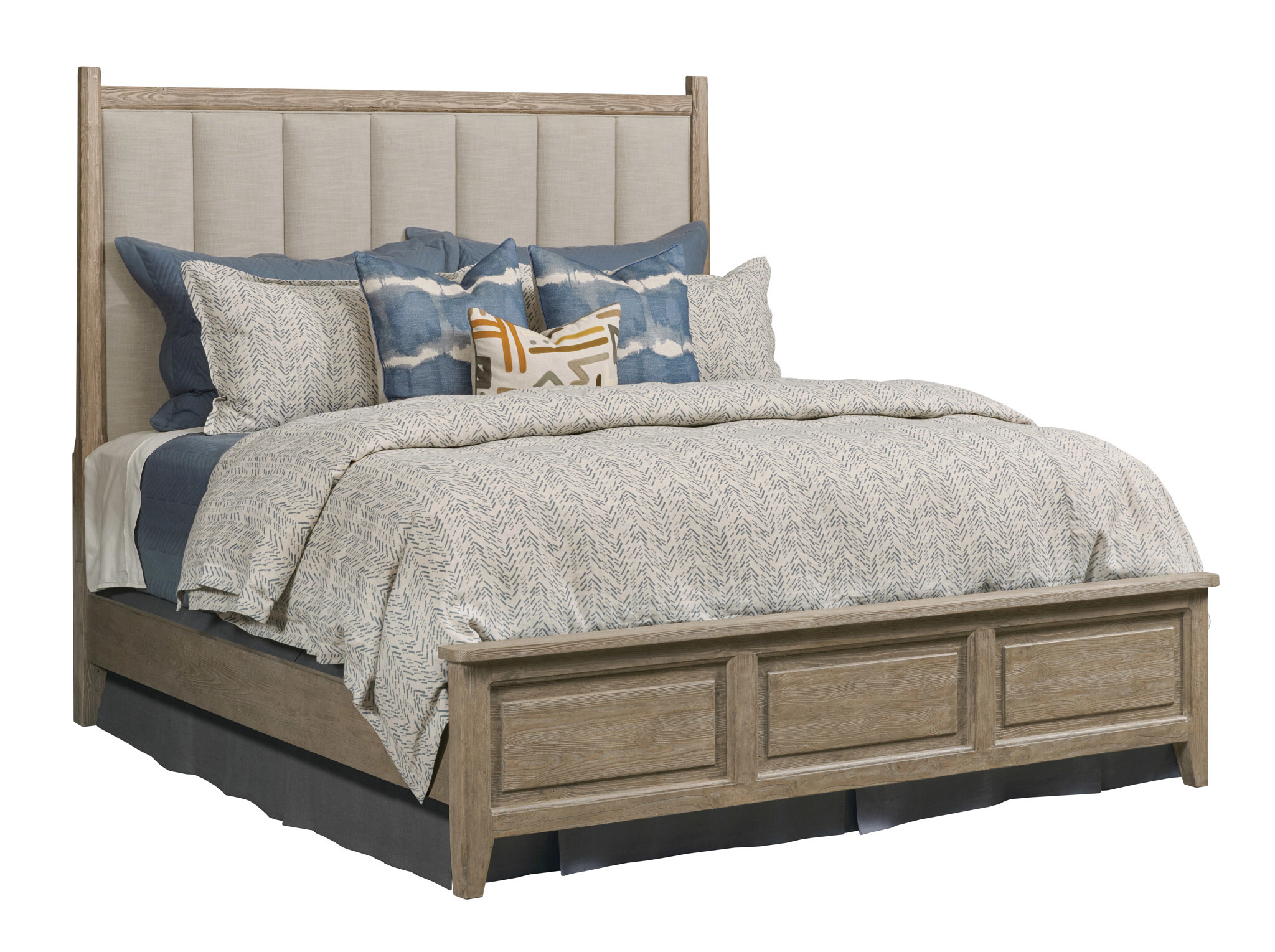 OAKMONT QUEEN UPH PANEL BED COMPLETE